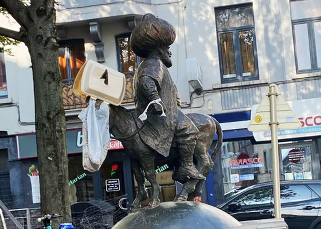 Belçika'daki Nasrettin Hoca heykelinin son hali Türkleri üzdü ...